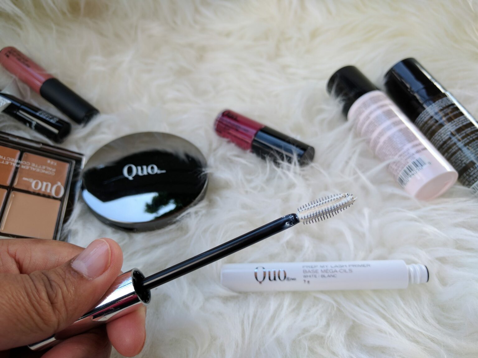 Quo 2017 Beauty - Review and Swatches - The Velvet Life