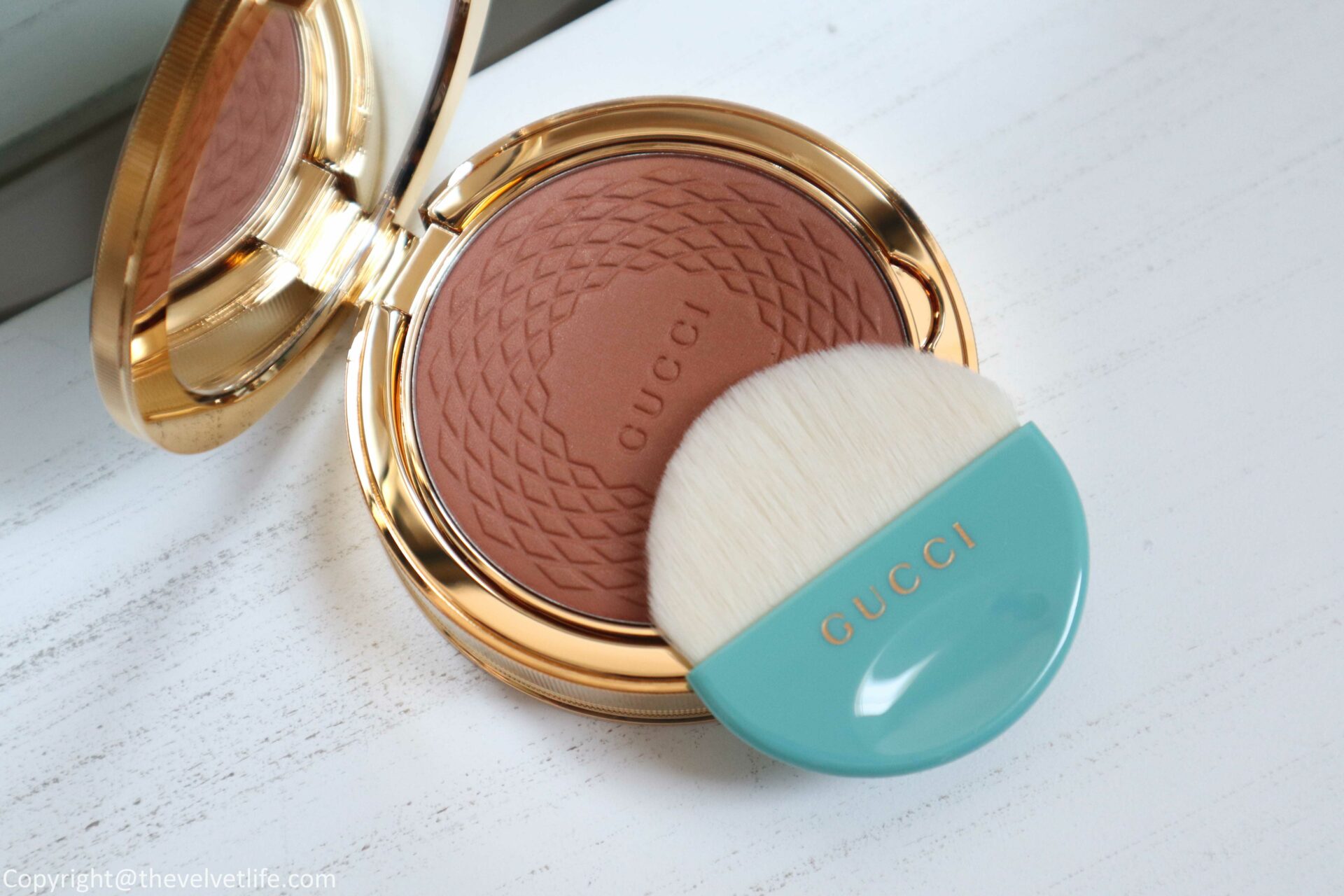 Gucci Natural Finish Foundation,Bronzing Powder Review - The Velvet Life