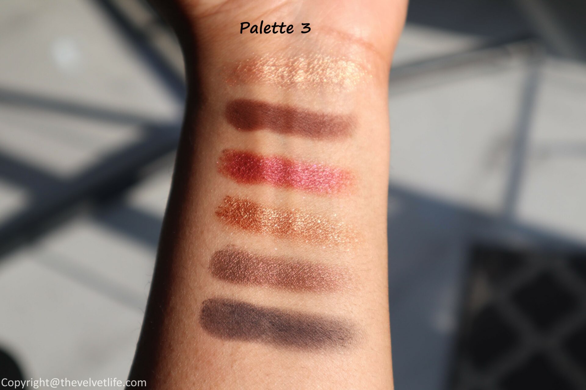 Eyeko London Limitless Eyeshadow Palette Review - The Velvet Life