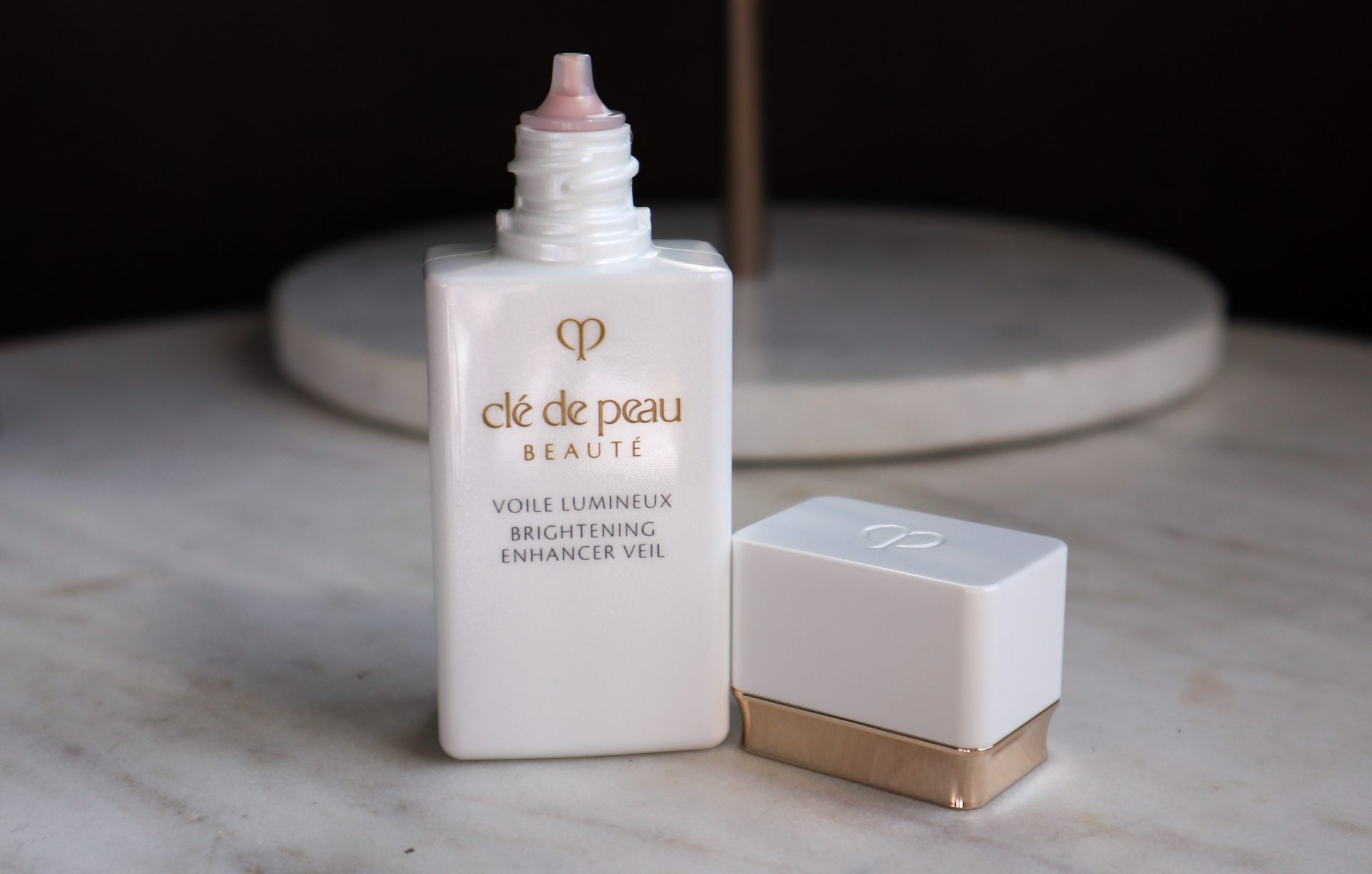 Cle de Peau Brightening Enhancer Veil SPF32 Review - The Velvet Life