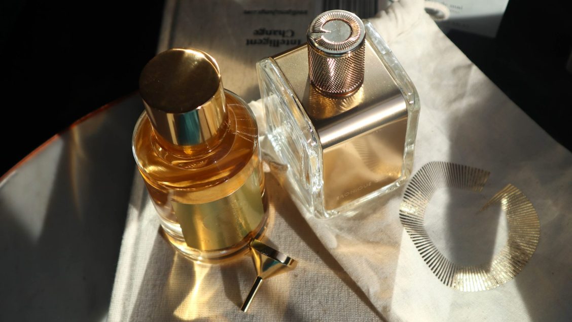 Fragrance Archives - The Velvet Life