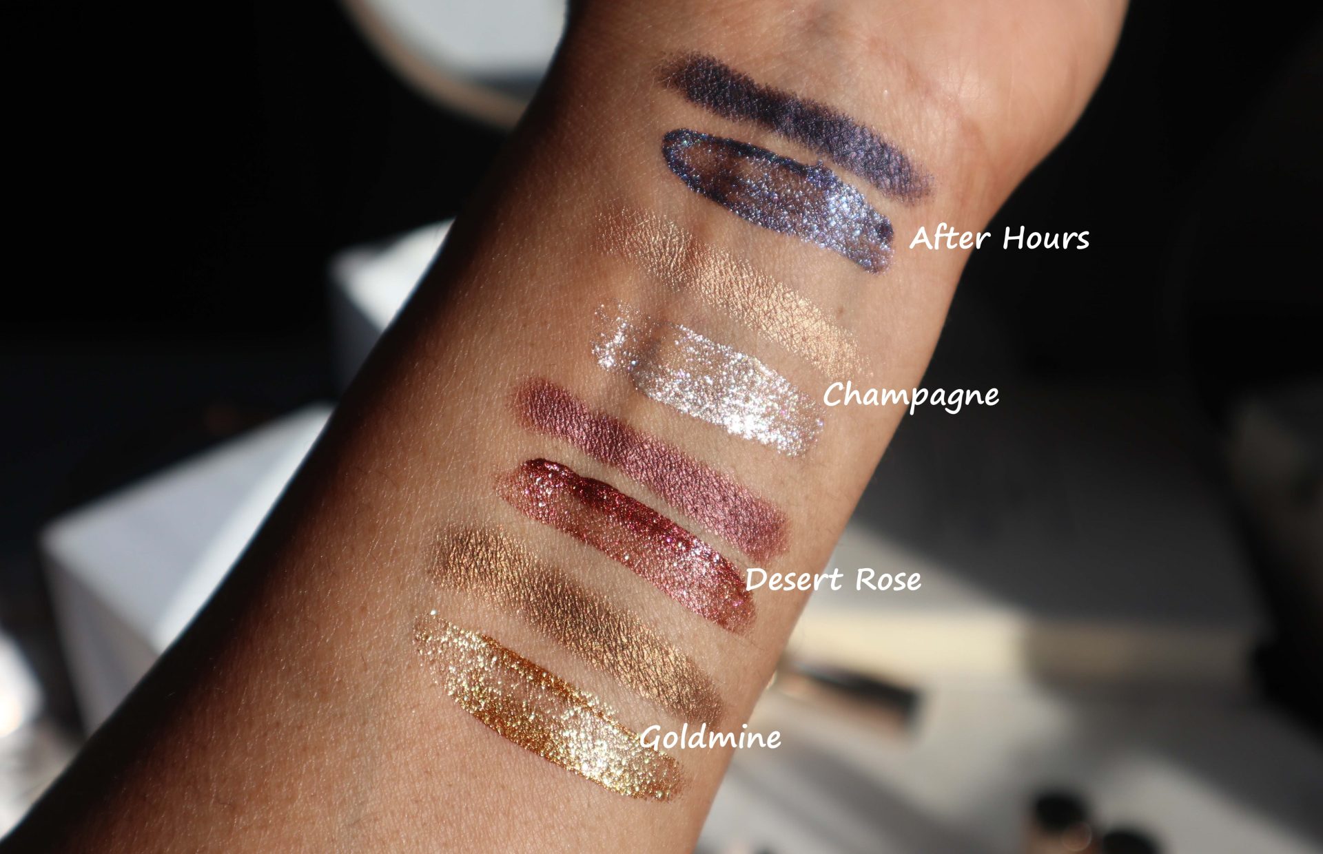 Iconic London Glaze Dual-Ended Eyeshadow Crayon Review - The Velvet Life