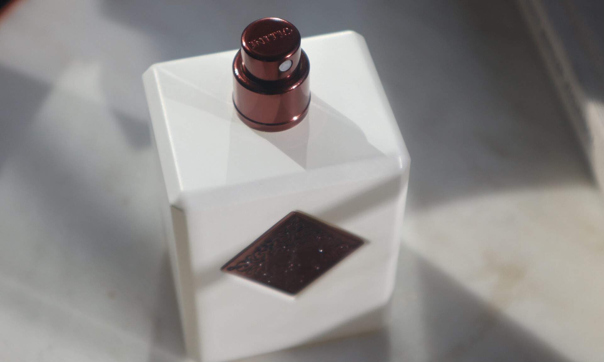 Initio Parfums Paragon Extrait De Parfum Review - The Velvet Life
