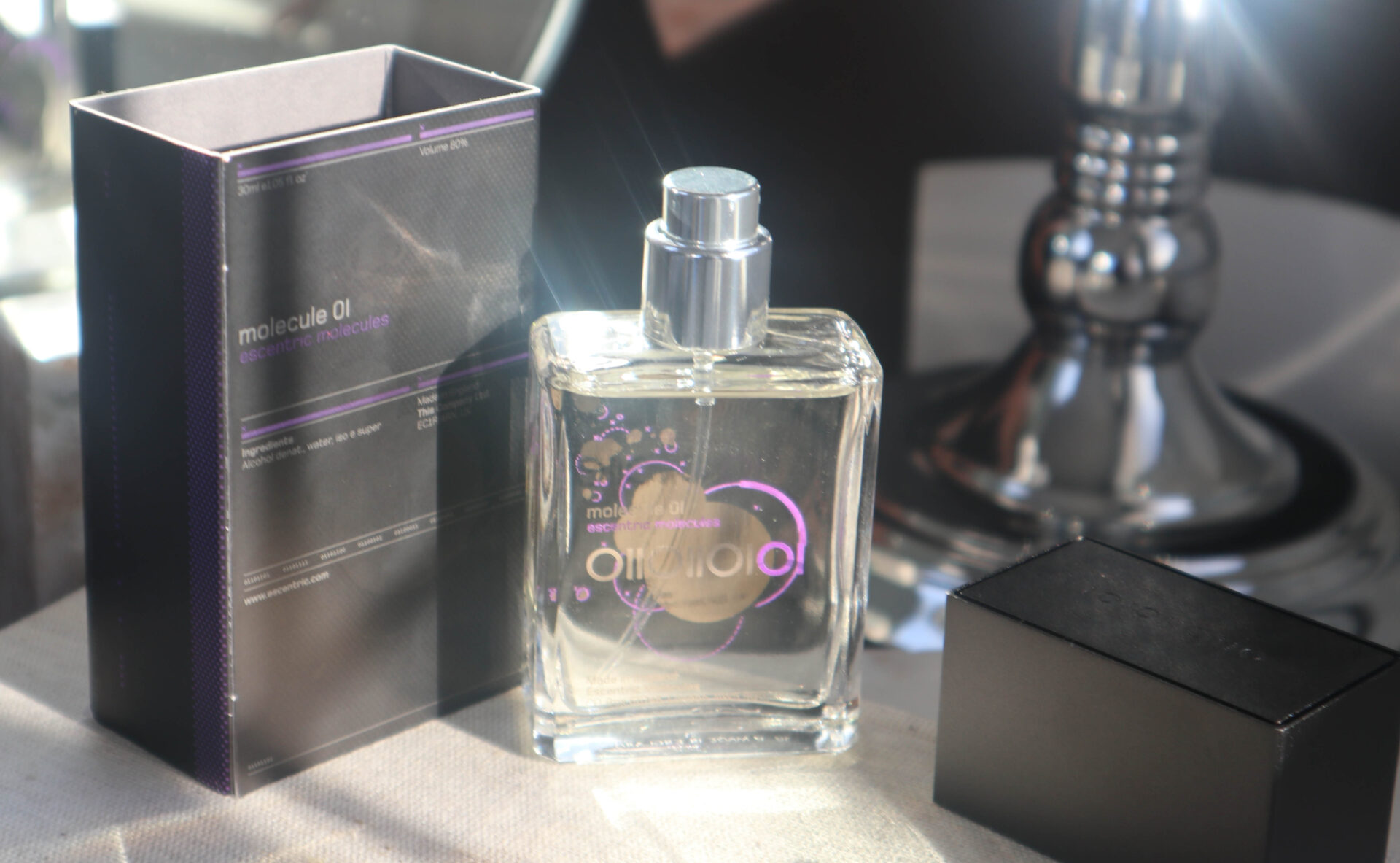 Escentric Molecules Molecule 01 Review - The Velvet Life