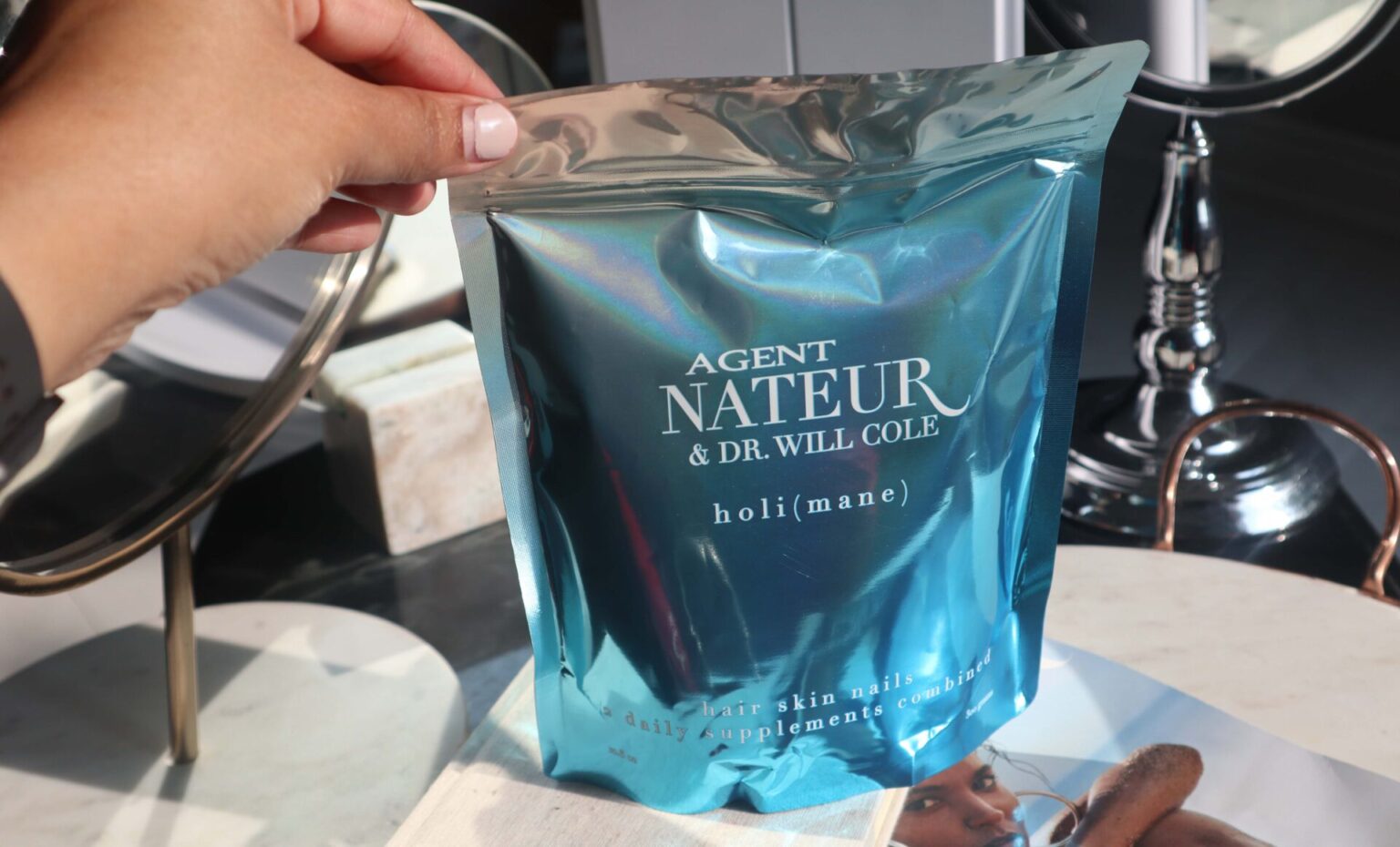 Agent Nateur holi (mane) Review - The Velvet Life