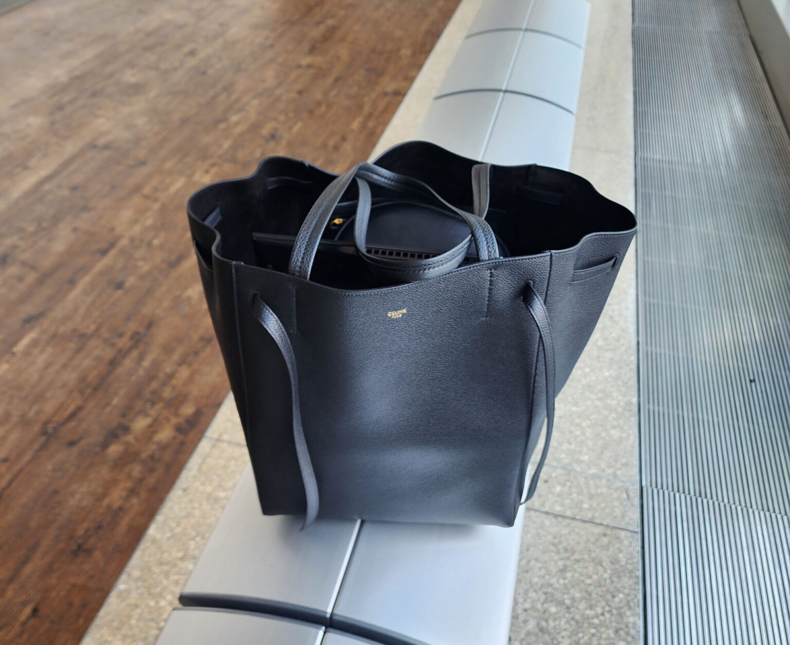 Celine Cabas Phantom Bag Review - The Velvet Life