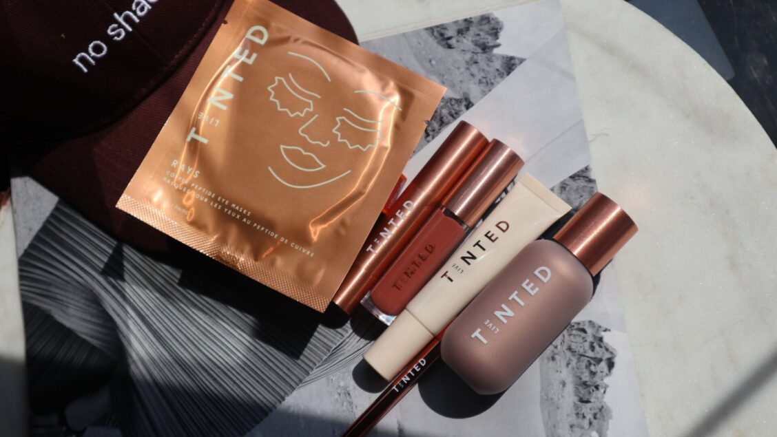 The Velvet Life - Musings of a Beauty Addict!