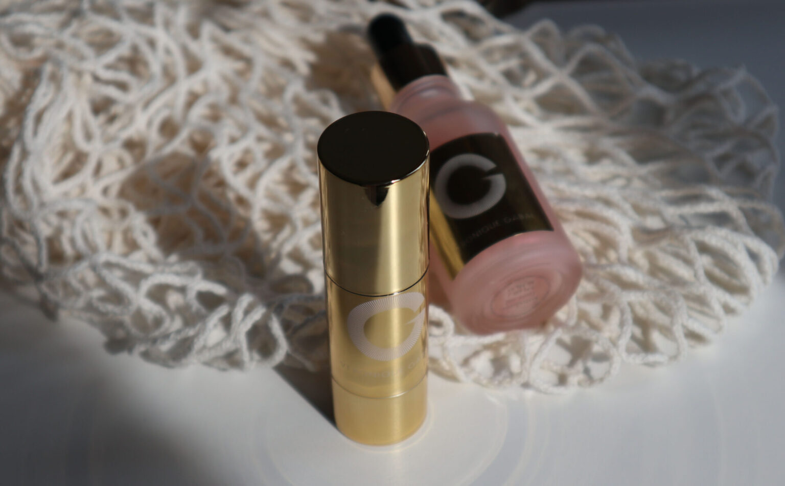 Glow Like Gold with Veronique Gabai Goldie Highlighter - The Velvet Life