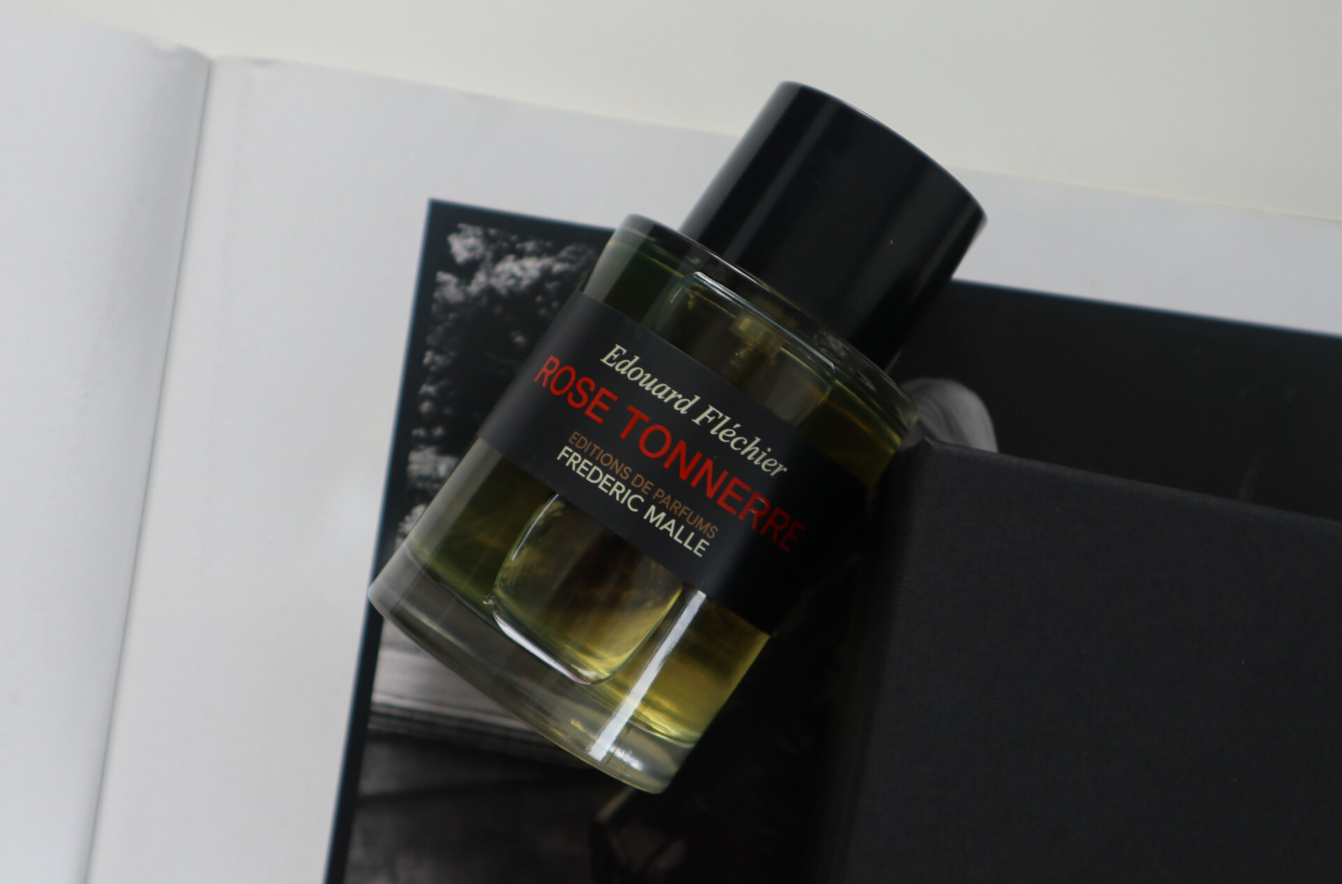 Frederic Malle Rose Tonnerre: A Dark and Mysterious Take on the Classic ...