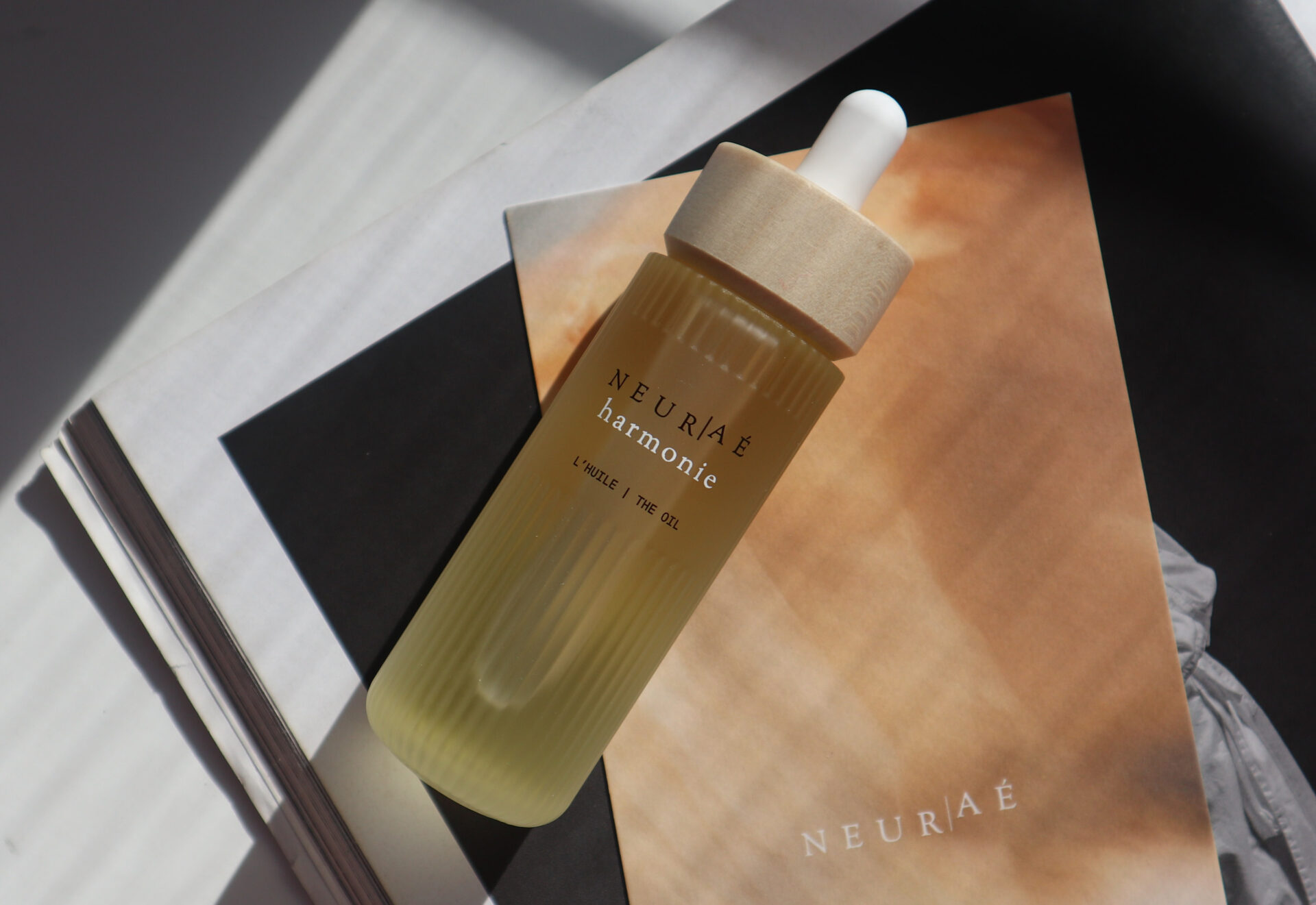 Destress And Rehydrate With The Restorative Neuraé The Harmonie Oil ...