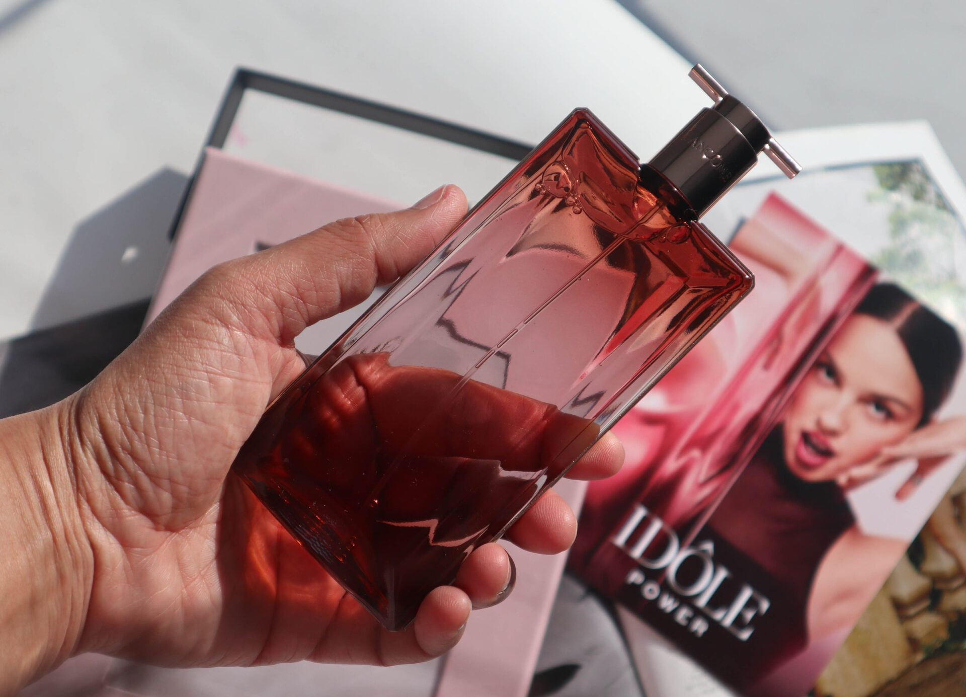 Lancôme Idôle Power Eau de Parfum Intense: A Confident, Modern Floral ...
